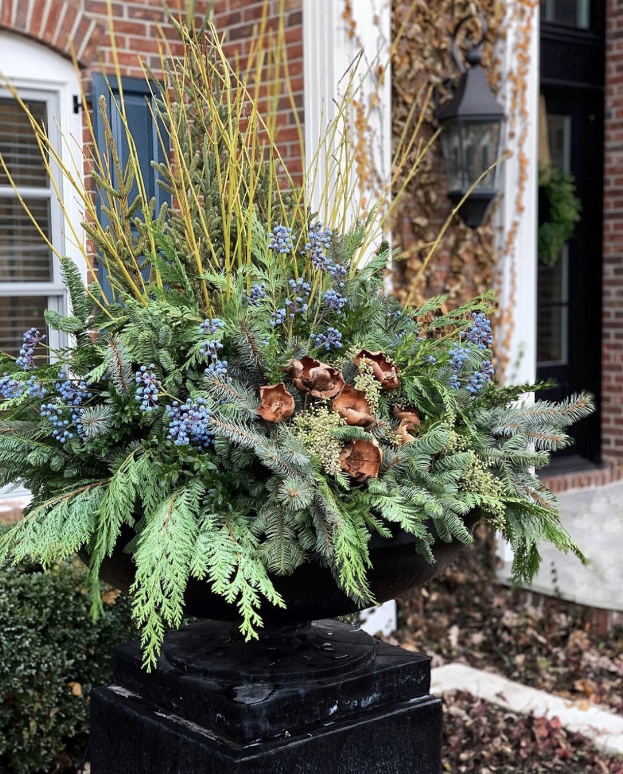 5th and state: My homes outdoor Winter Decor