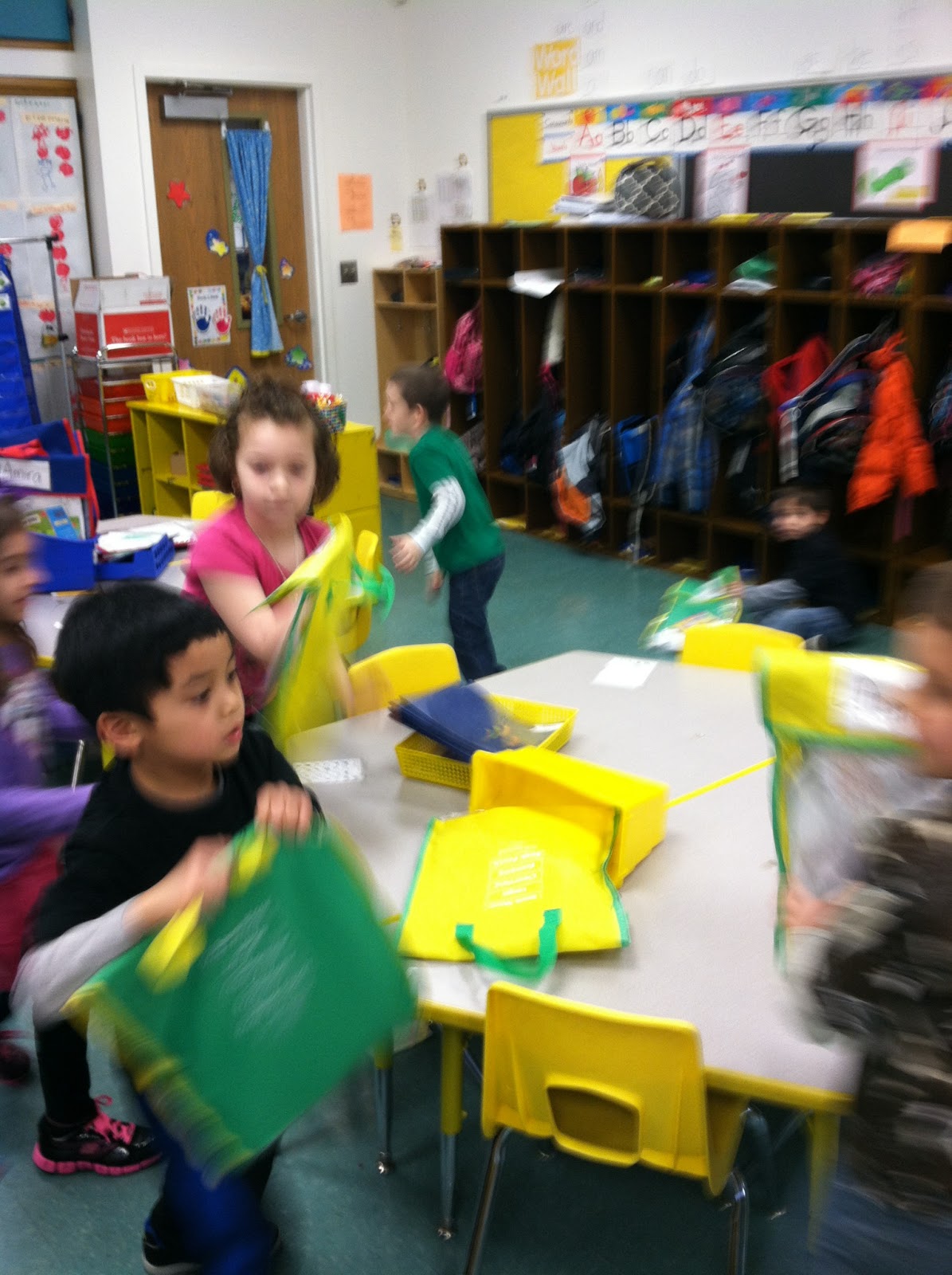 Mrs. Curry's Classroom Blog: Kindergarten Partner Reading