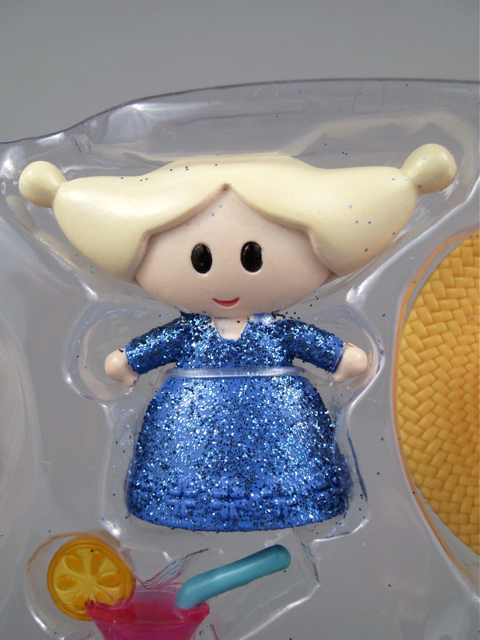 The Animators' Mini Elsa Playset from The Disney Store | The Toy Box ...