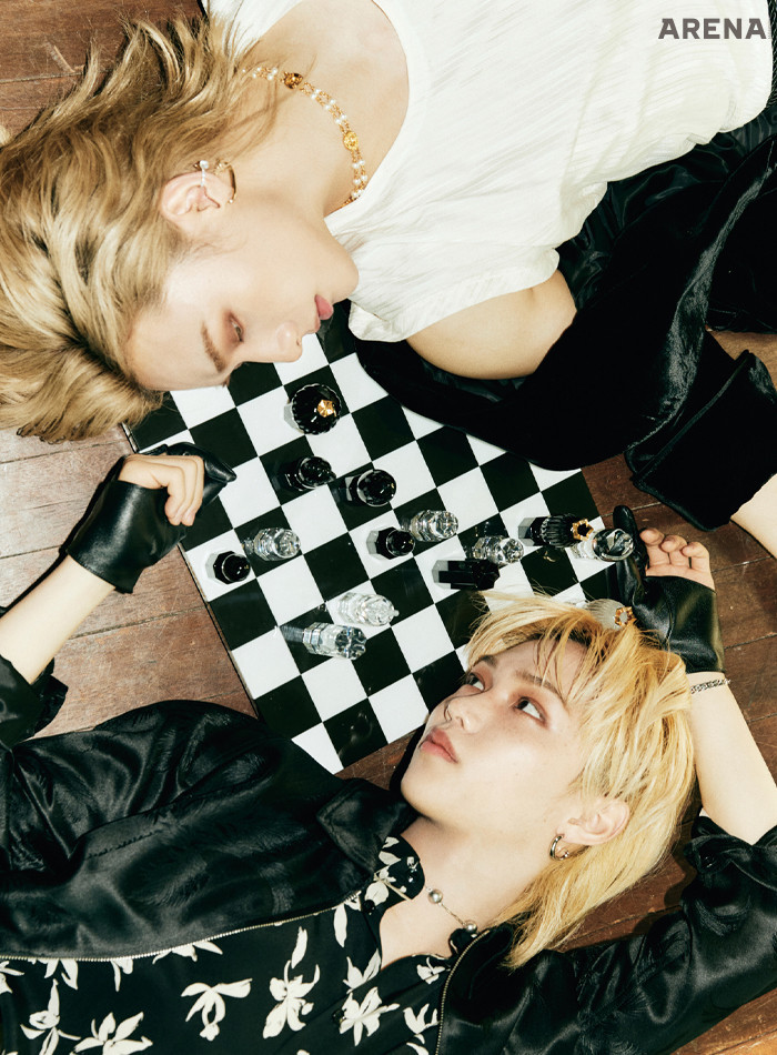 Bibi Leitura : Stray Kids Hyunjin Felix Arena Homme