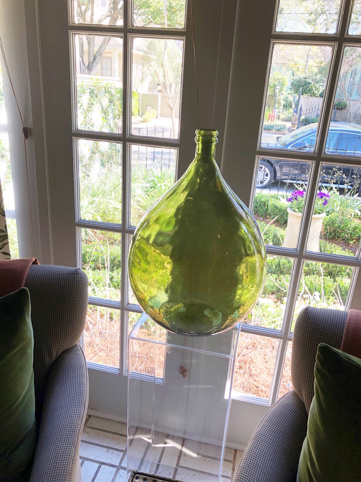 The Uptown Acorn: J'adore {Demijohns}