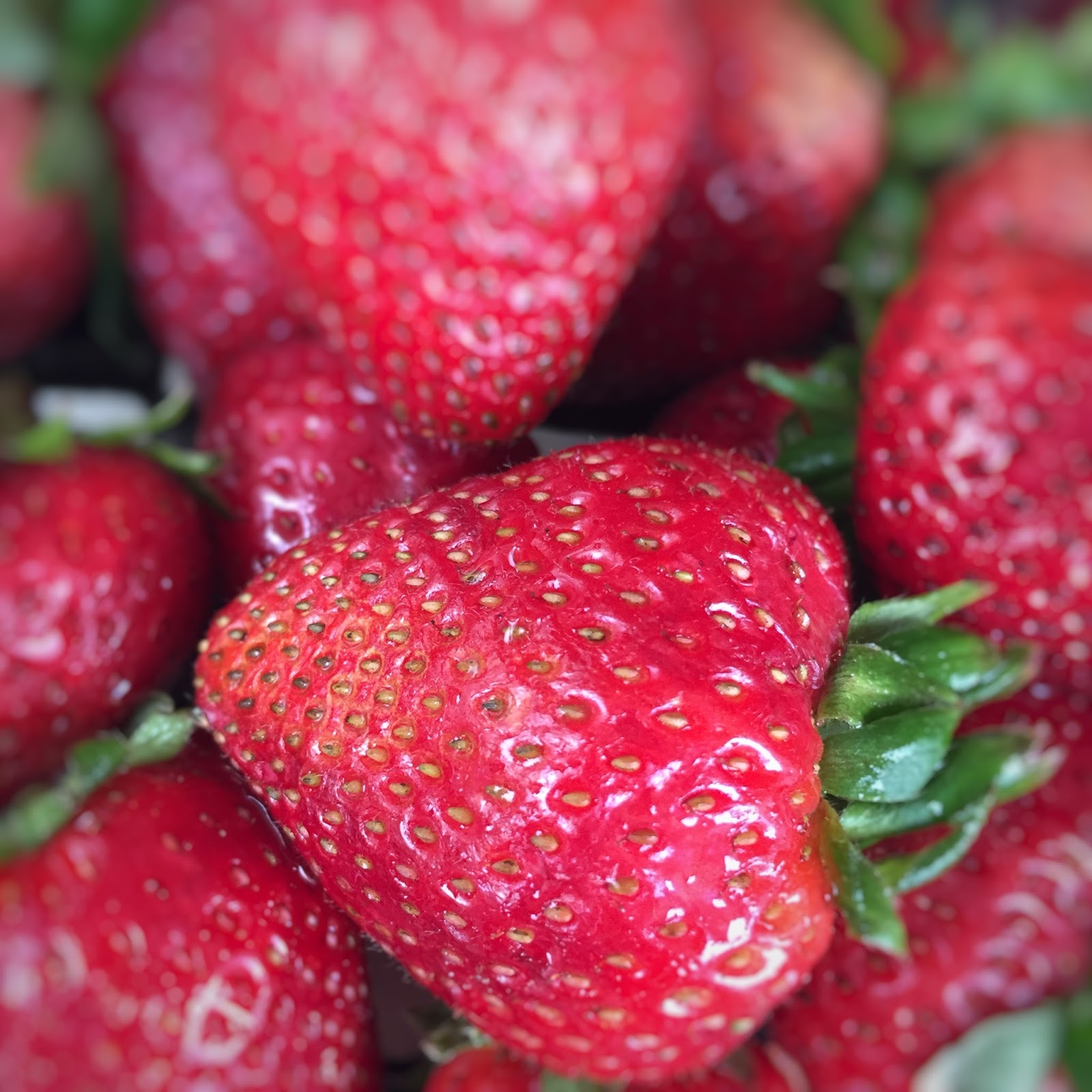 Strawberry Pie with Margarita Glaze - Purple Chocolat Home