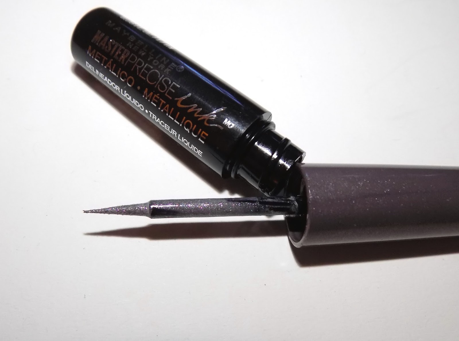 The Beauty Alchemist: Maybelline Masterprecise Ink Liquid Metallic Liner