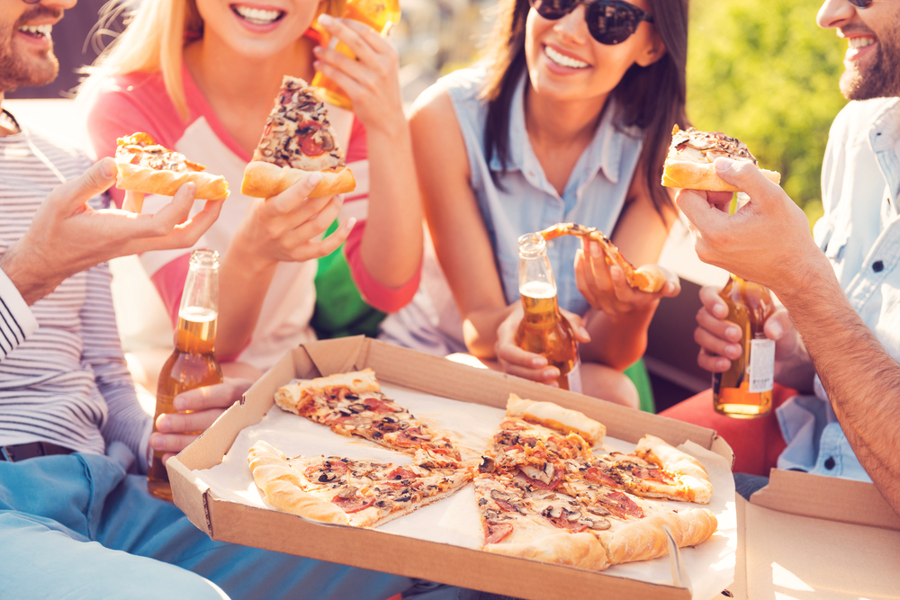 5 Reasons to Throw a Pizza Party!
