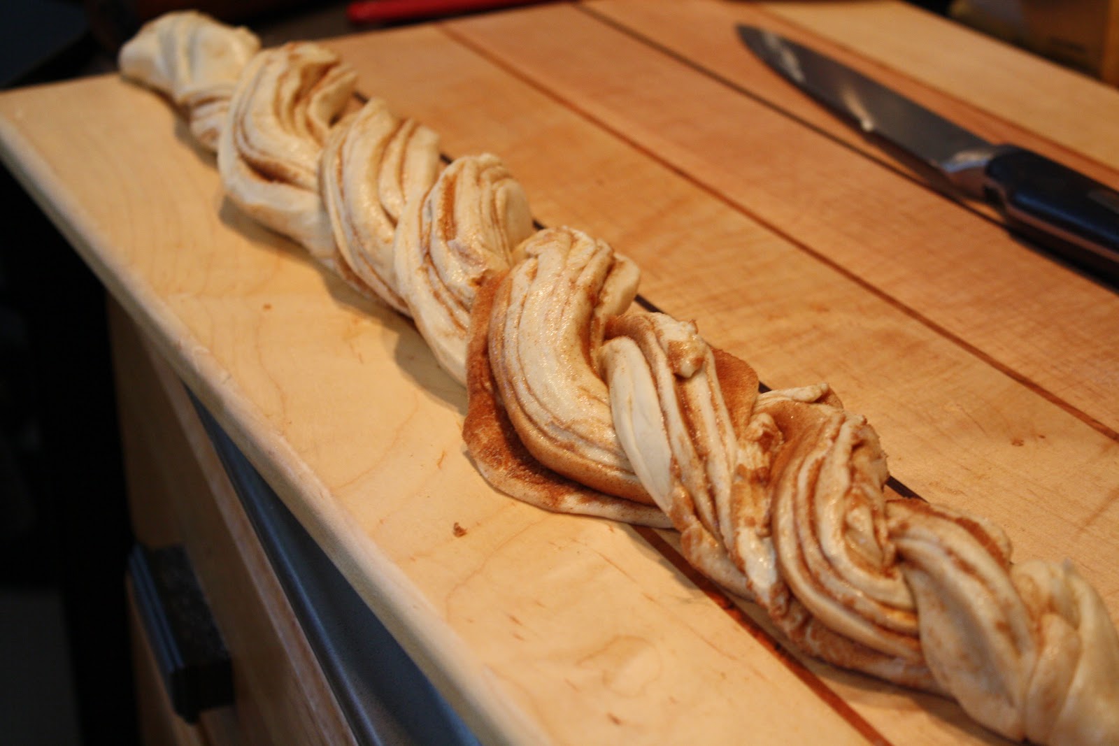 Making Mama's Kitchen: Cinnamon Twist Bread