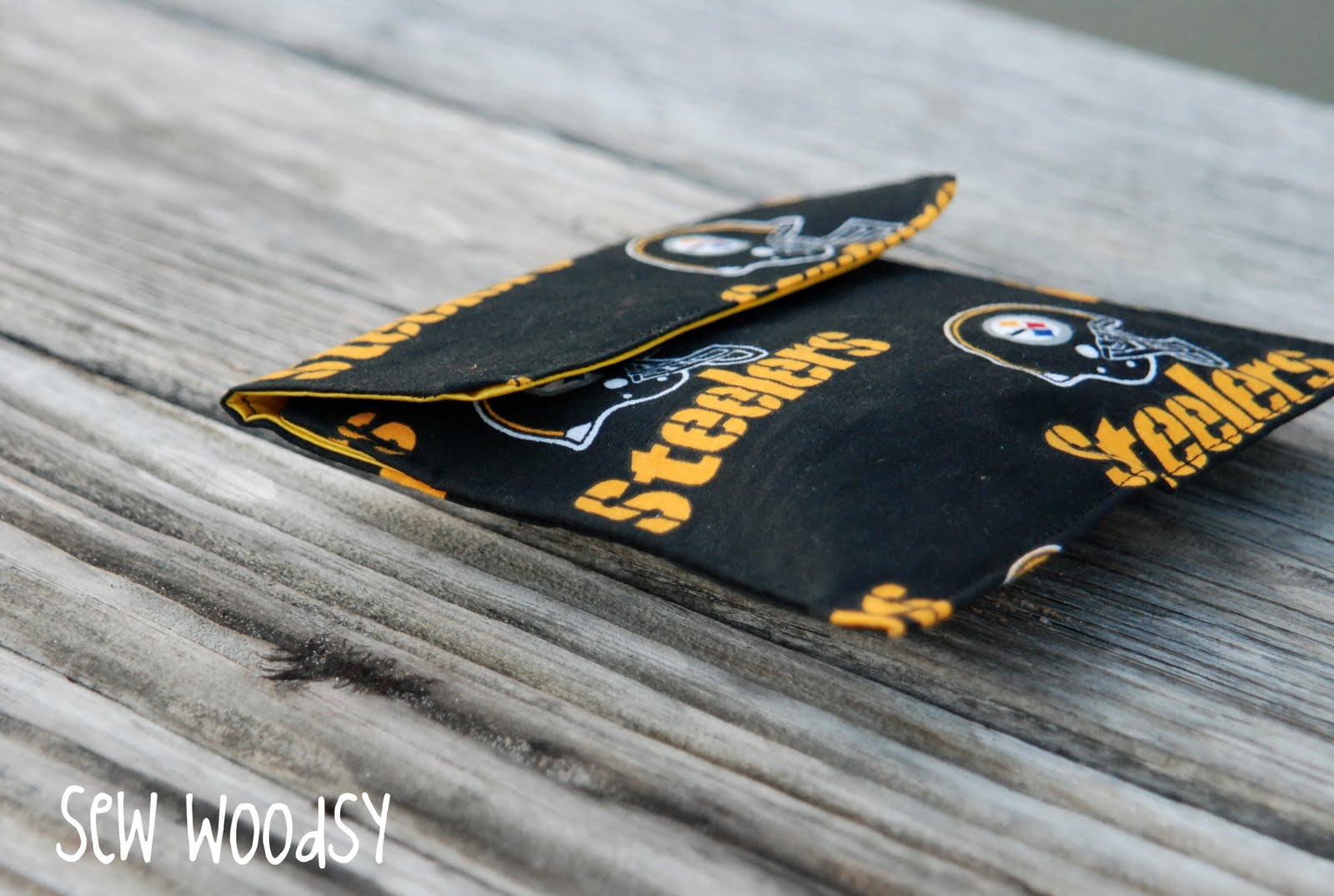 Sew Woodsy: Cloth Snack Baggie