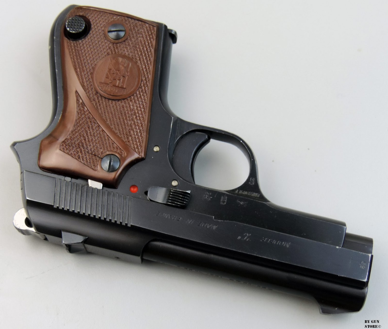 Armi usate web portal: Pistola Unique model “L” cal. 7,65 mm.