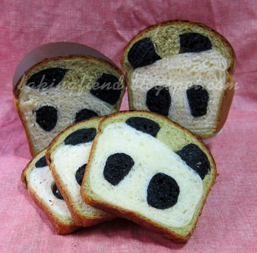 baking fiends unite!: Panda Bread