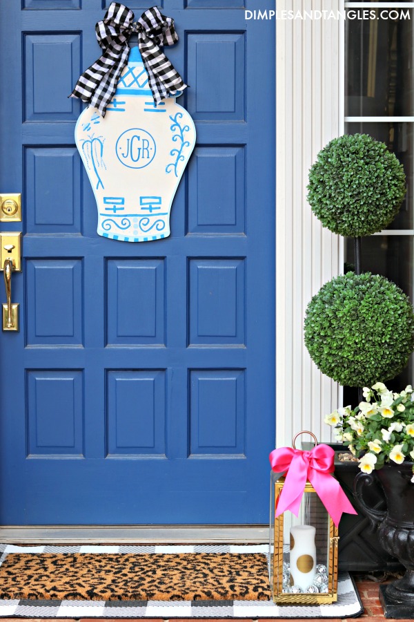 DARLING FRONT DOOR HANGERS | Dimples and Tangles