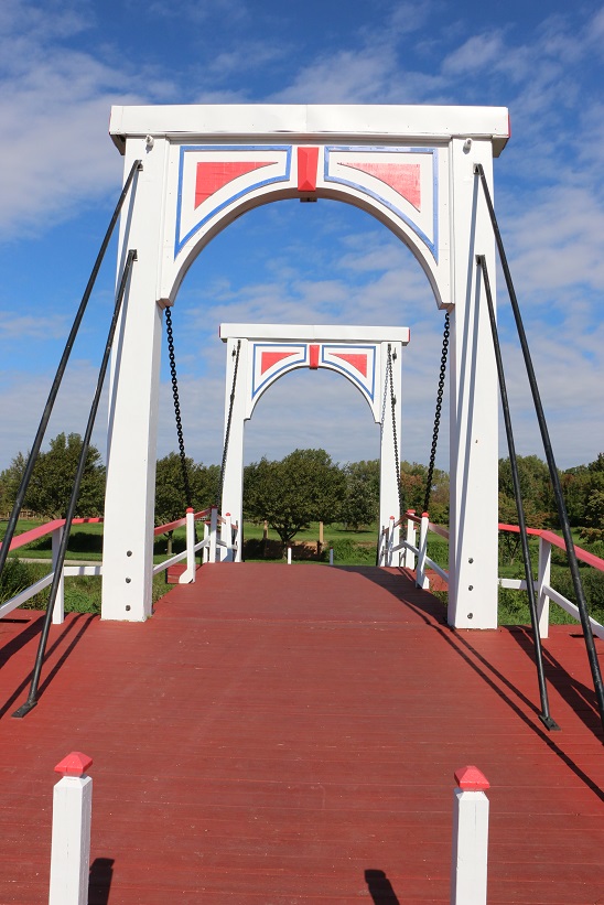 Michigan Exposures: The Windmill Island Gardens in Holland