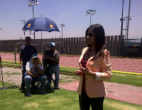 Coleccion Blog: Maite Perroni graba escenas en una cancha de fútbol