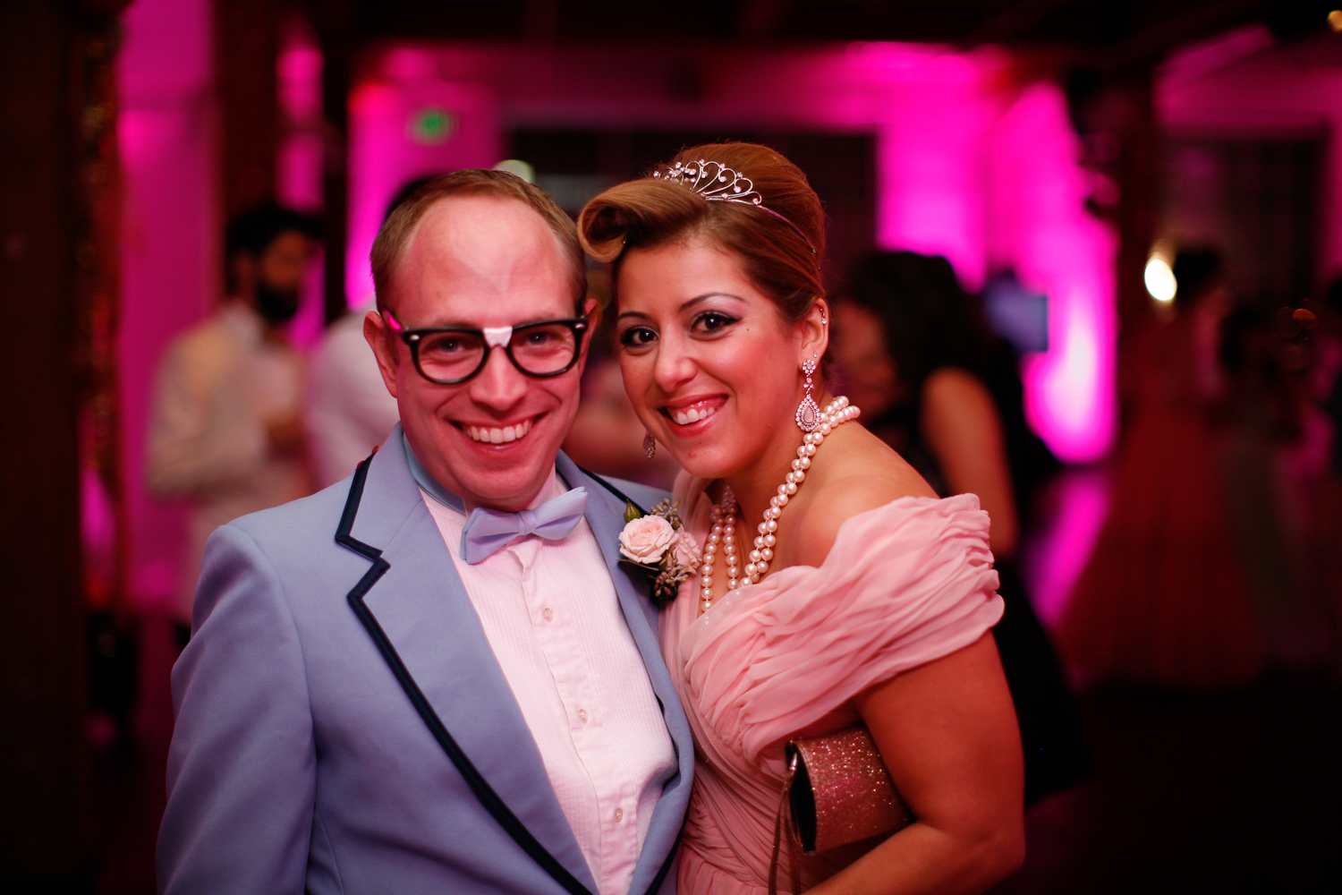 CAKEWALK BAKE SHOP: PROM DATE