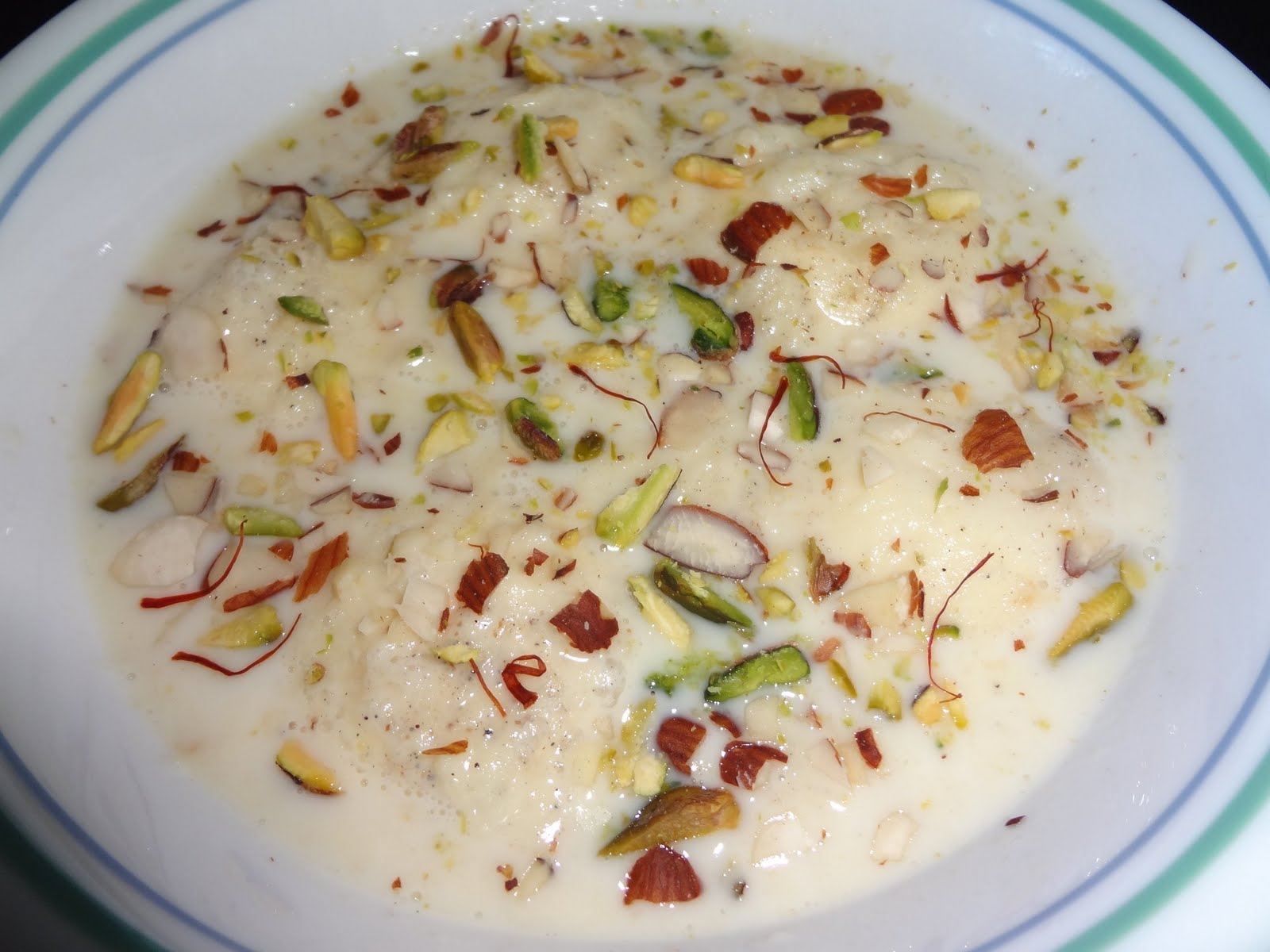 Achusmenu- Indian Vegetarian Cooking: Ras Malai