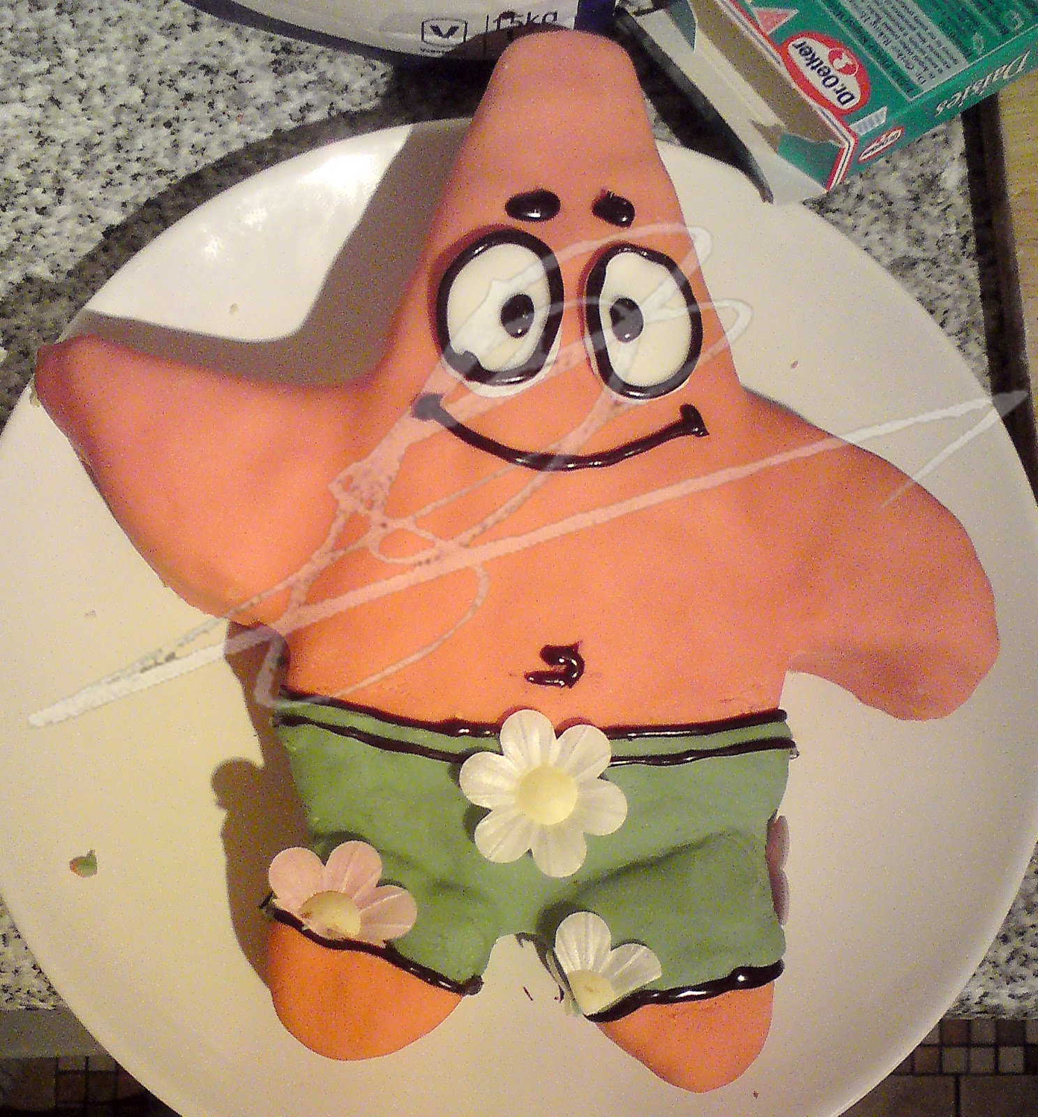 Kayleigh's: Patrick Star cake