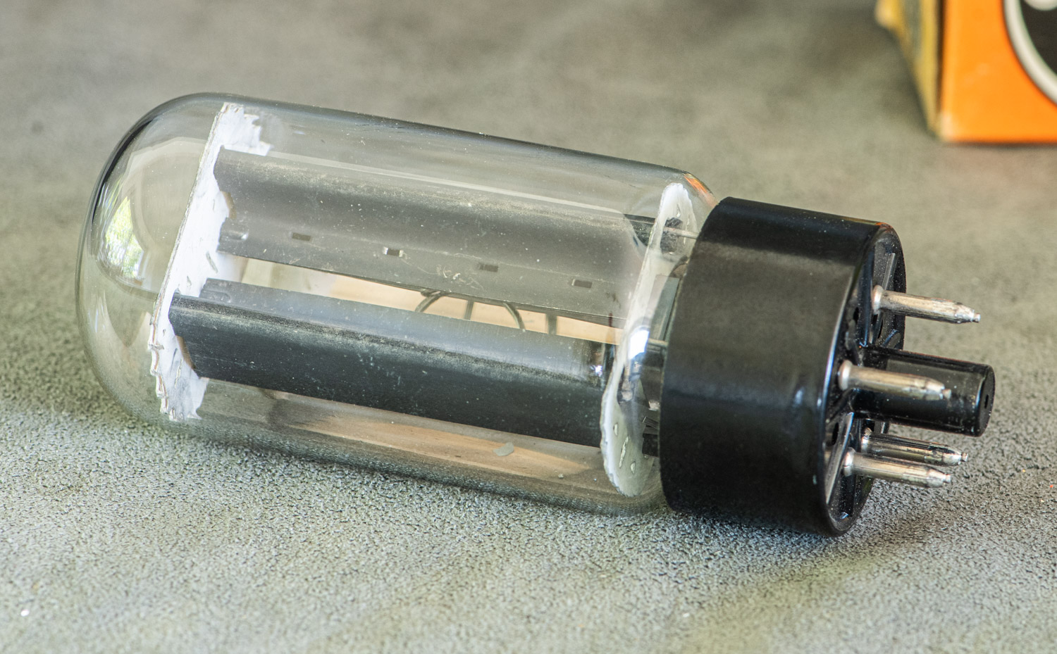 VinylSavor: Tube of the Month : The 5R4