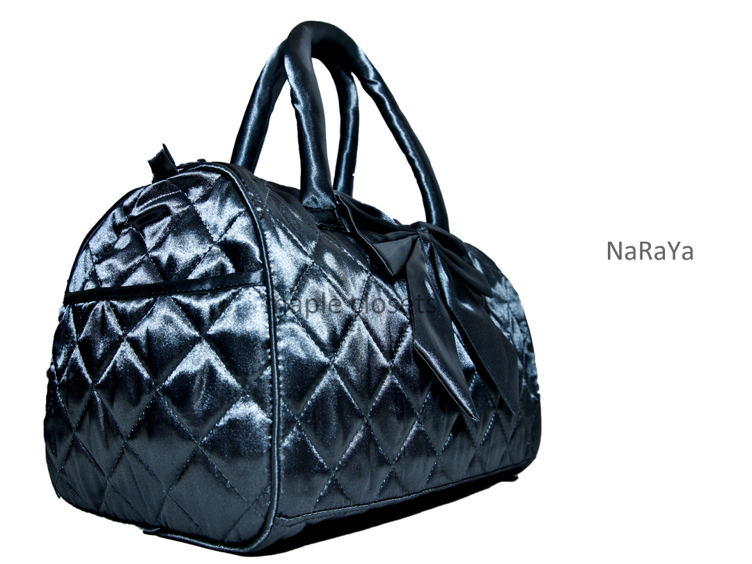Maple Closets: Elegant range of Naraya Bags