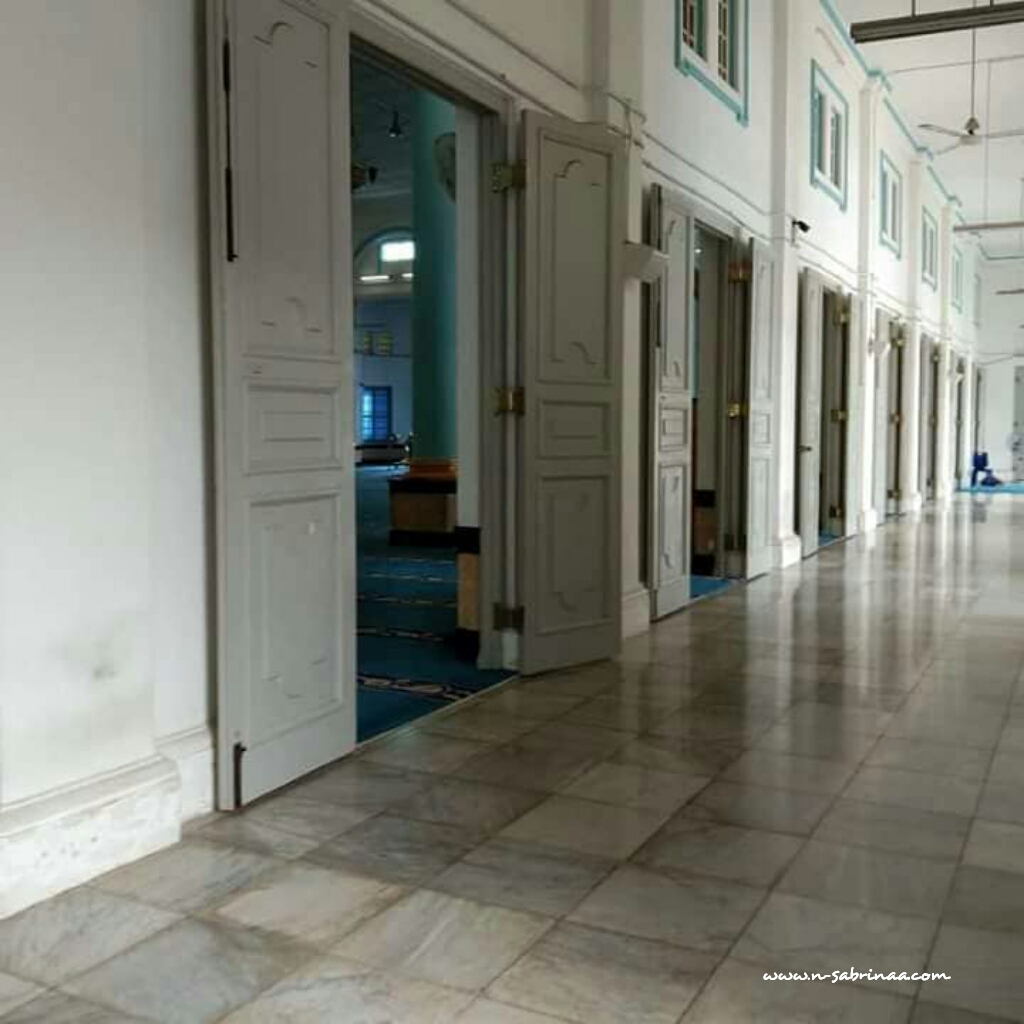 Keindahan dan keunikan Masjid Jamek Sultan Ibrahim, Muar - Catatan ...