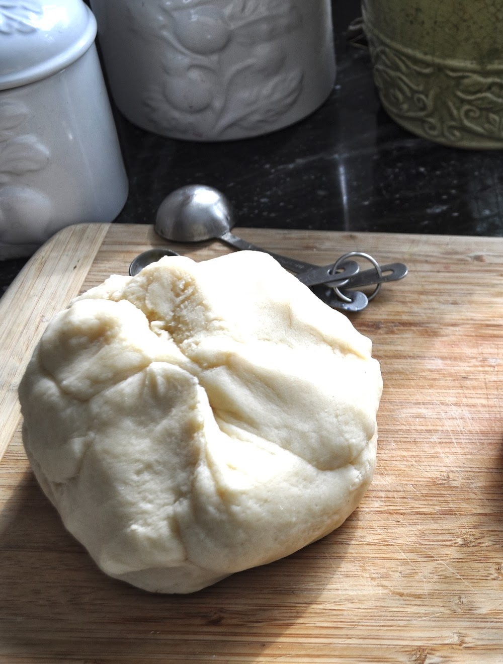 Art with Kids: Salt Dough Pinch Pots