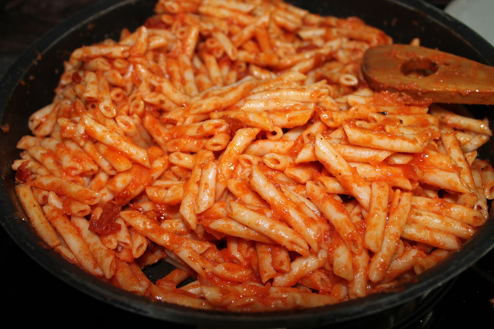 Mis Recetas: Macarrones con tomate seco.