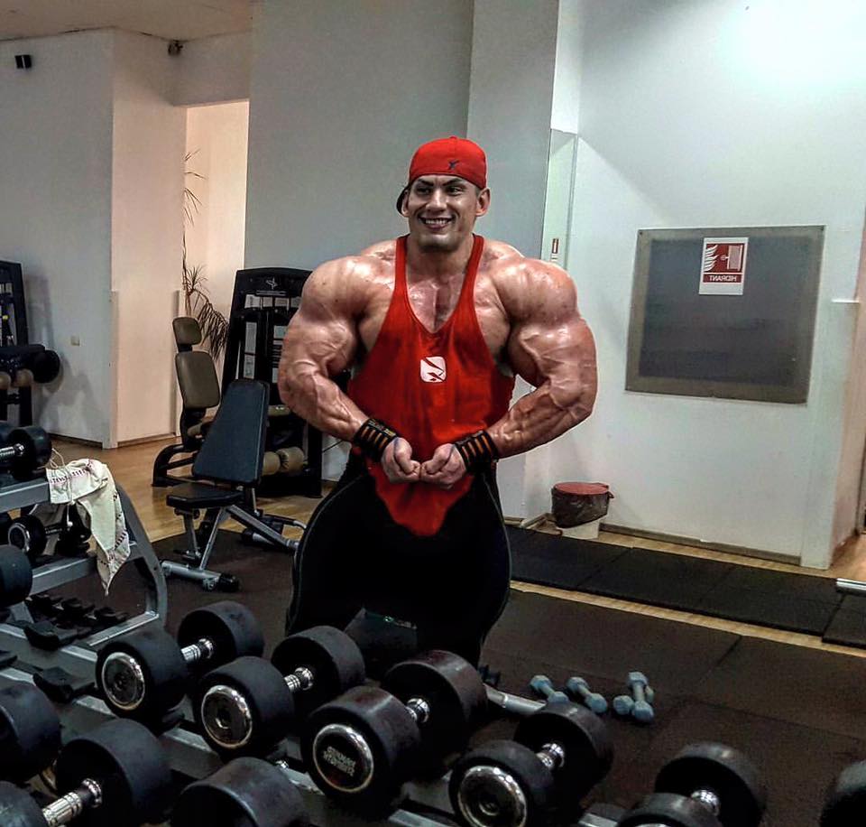Romanian muscle devil Raul Maghiar - happnew year 2018