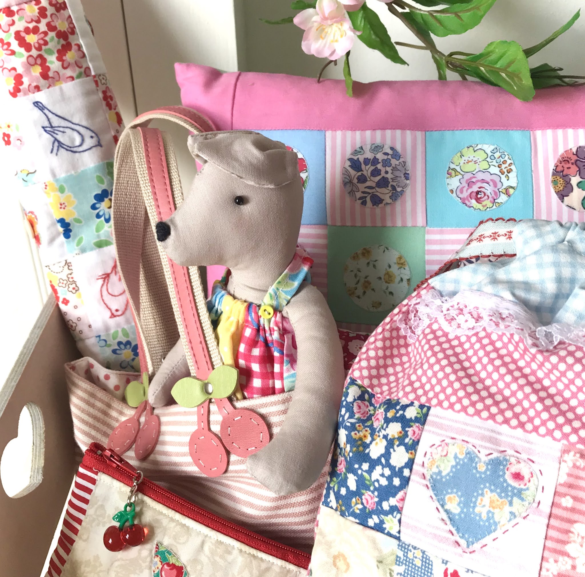 Helen Philipps: Busy Sewing