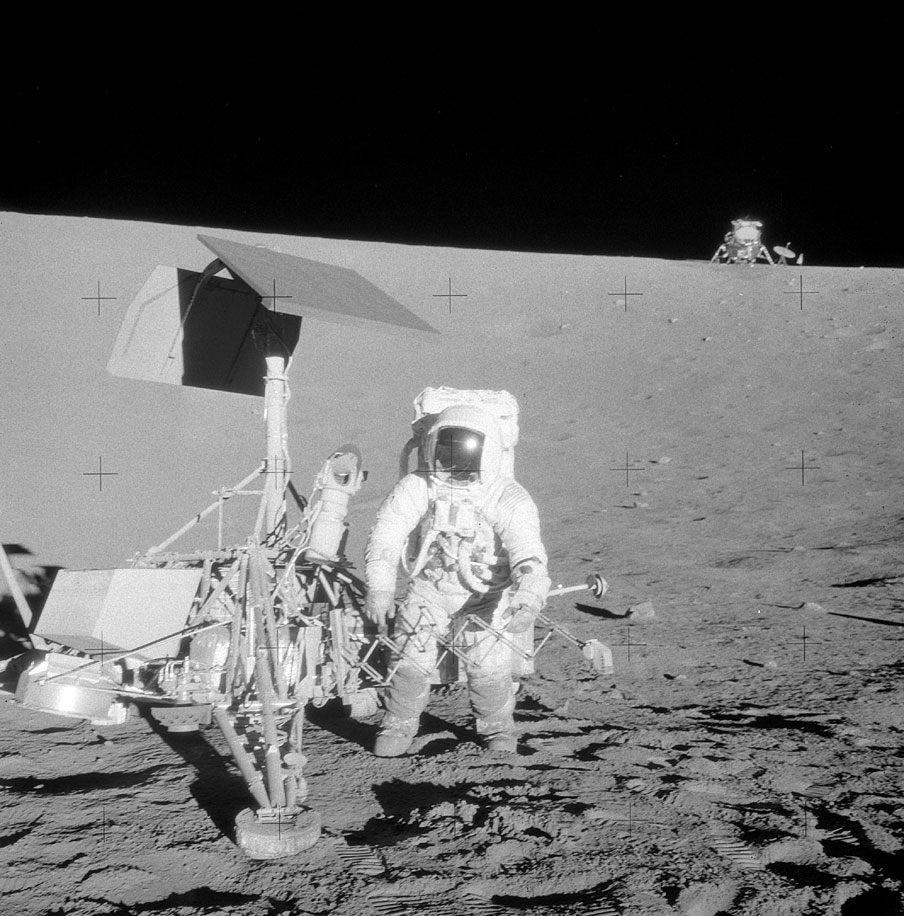 Apollo 12 Timeline: 1969/11/20 (04:54 IT): Seconda uscita dall ...