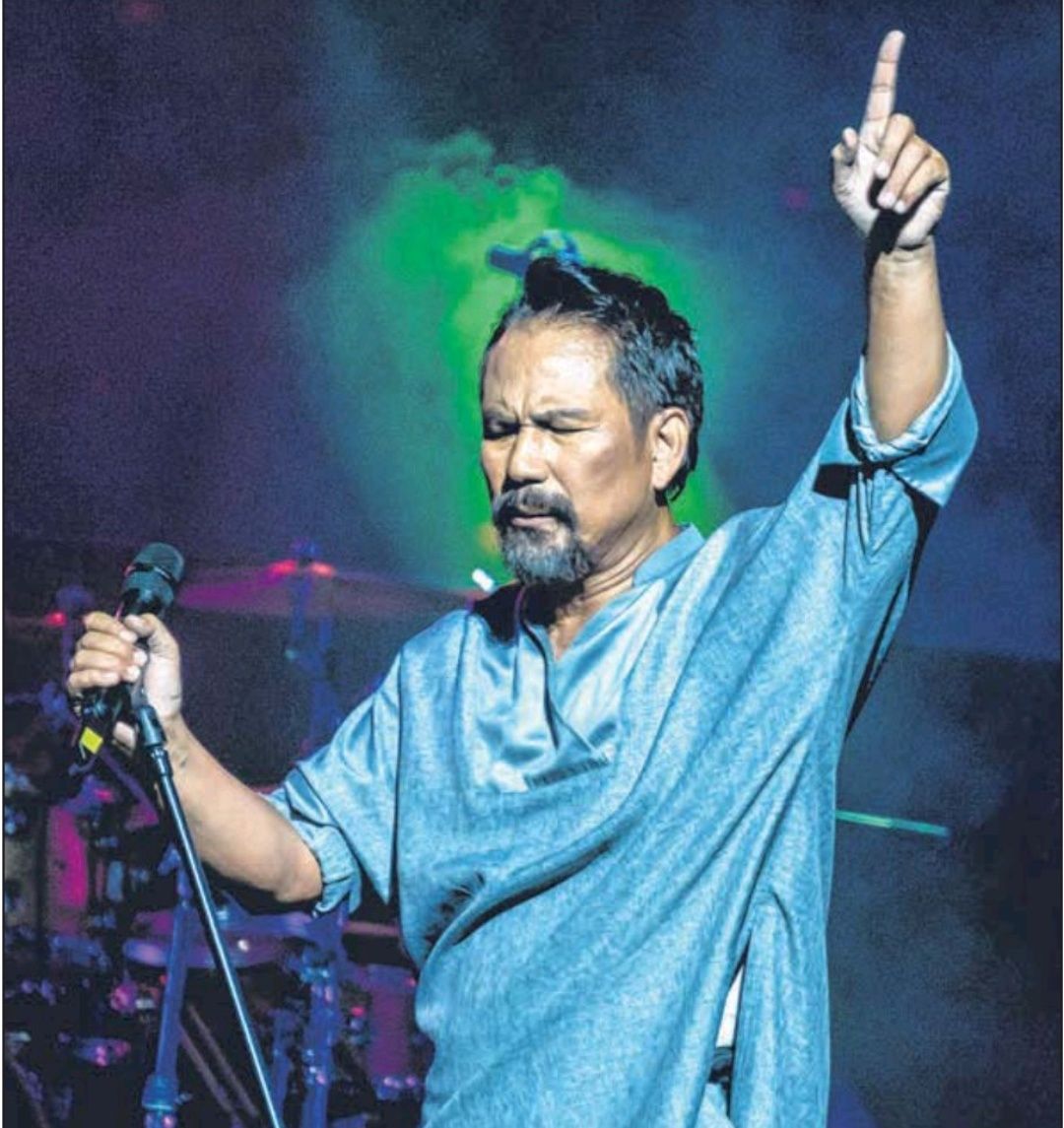 Prahara Seni - pengumpul berita seniman M.Nasir: M. Nasir hadiahkan SG ...