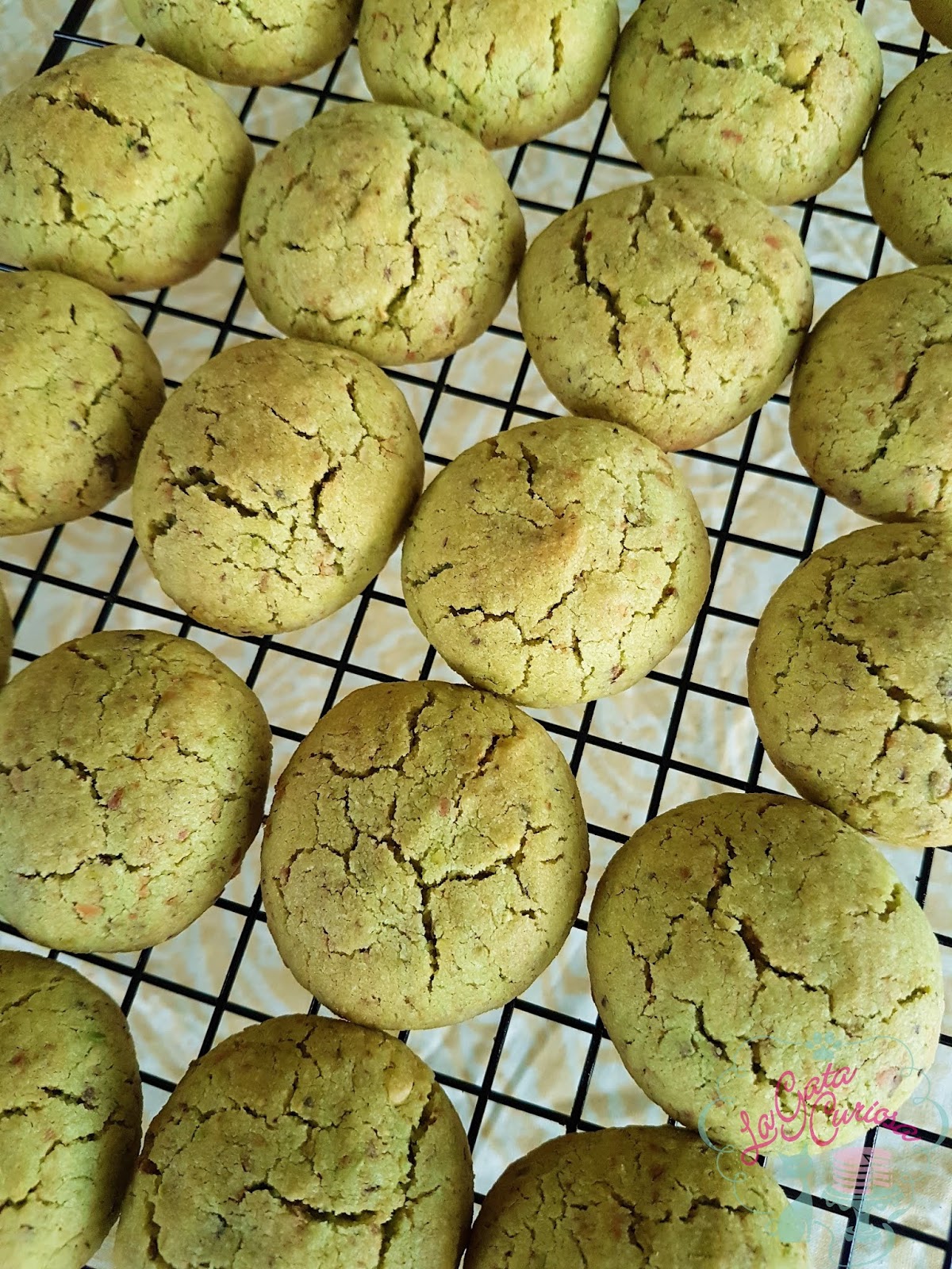 La Gata Curiosa: GALLETAS DE PISTACHO