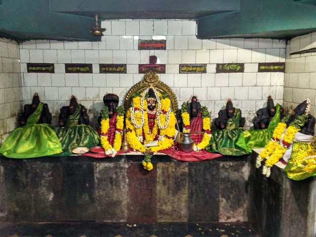 Tamilnadu Tourism: Madhagu Kaatha Amman Temple, Mahendravadi, Vellore