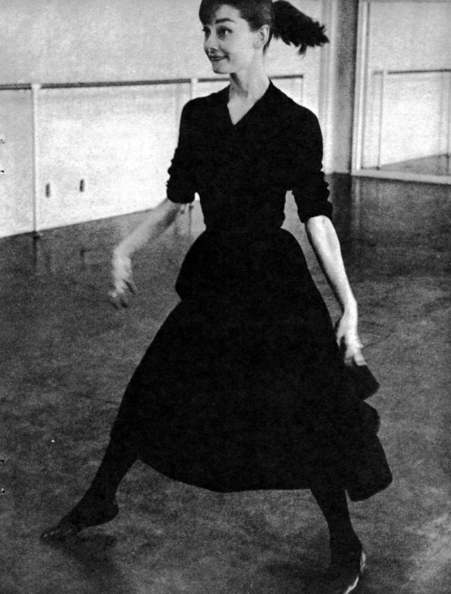 Behind the Scenes Photos From Audrey Hepburn Dance Rehearsal for “Funny ...
