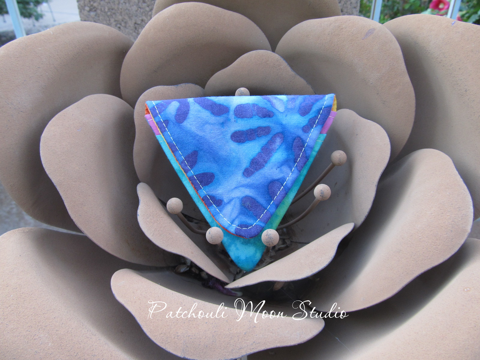 Patchouli Moon Studio: Triangle & Square Fabric Wallets