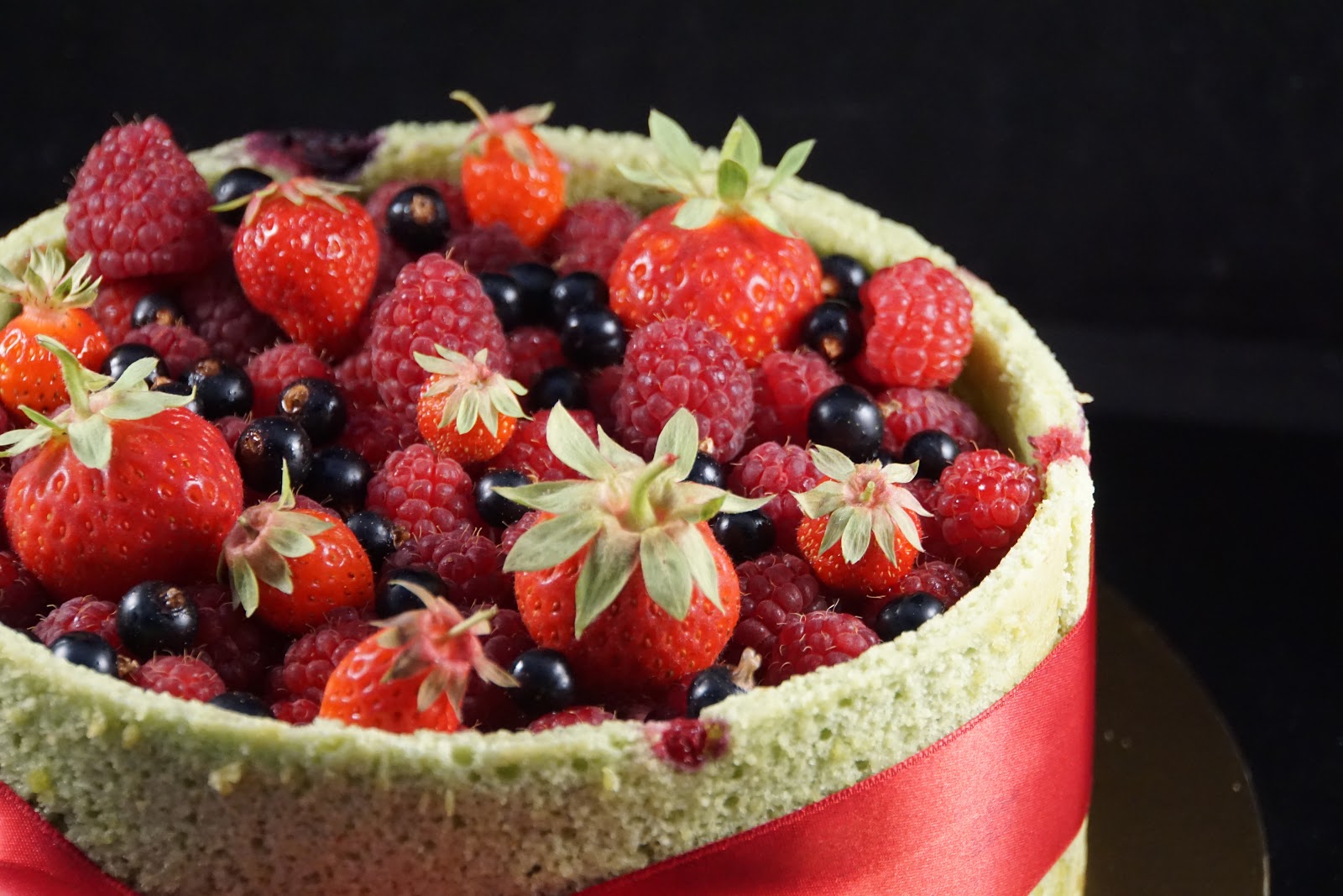 "Charlotte" pistache-fruits rouges