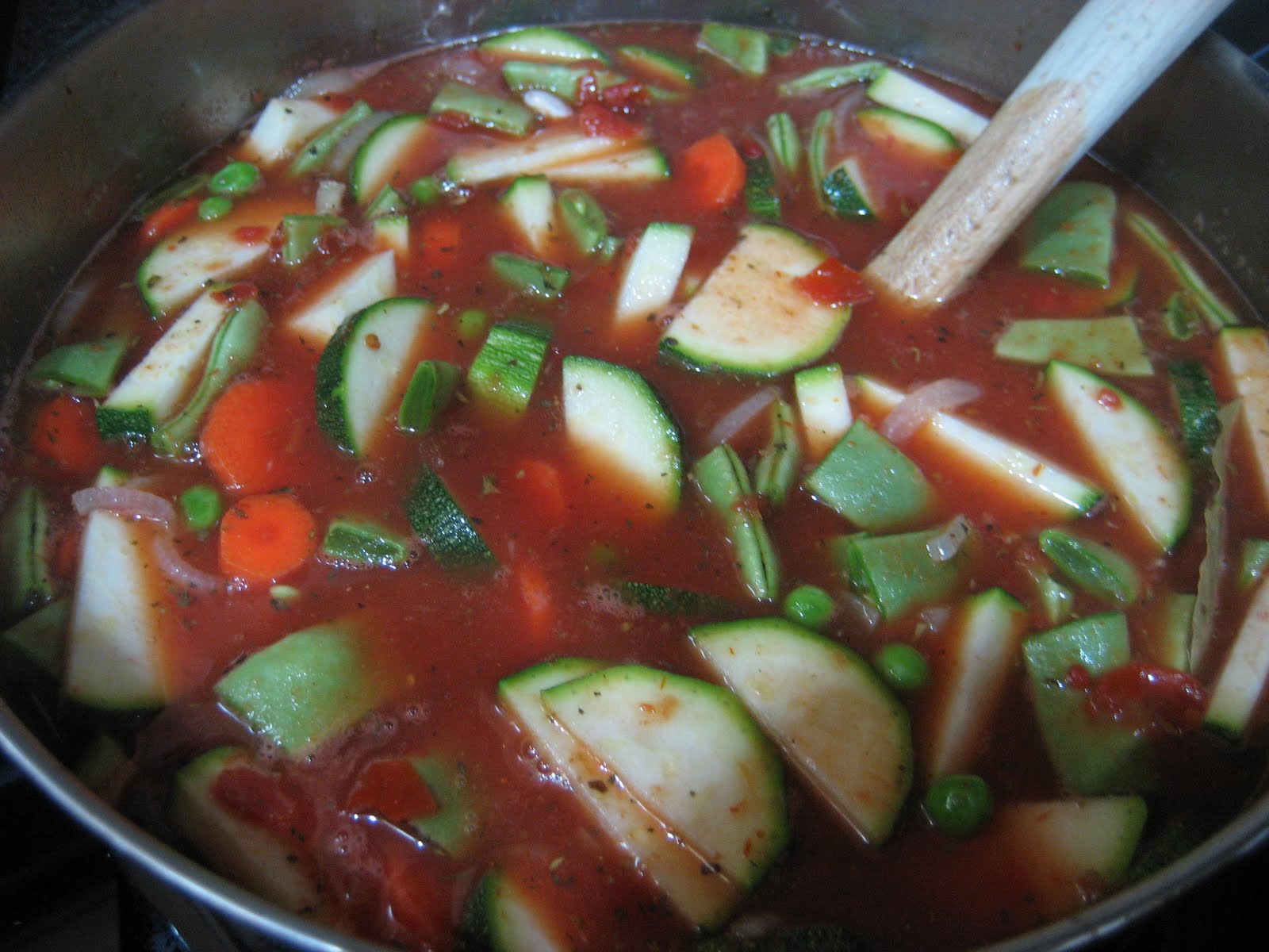 Teacher, Baker, Gourmet Meal Maker: Garden Vegetable Minestrone