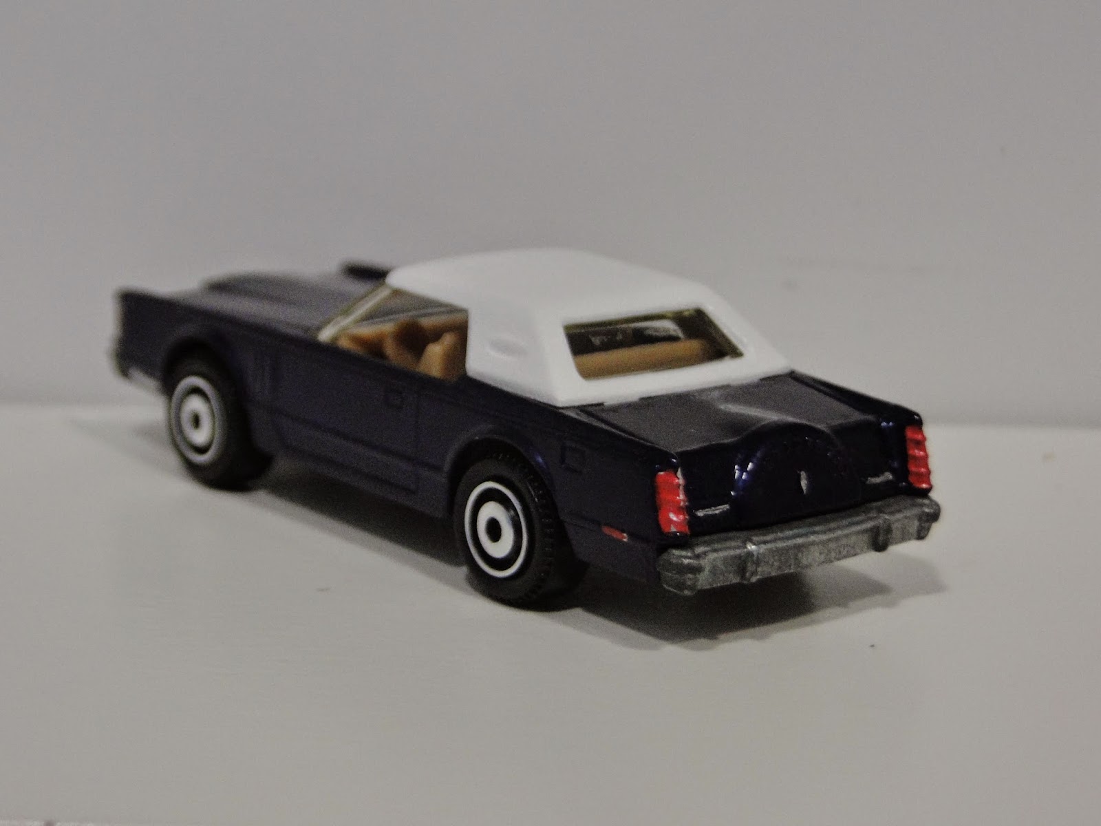 3inchDiecastBliss: Custom Matchbox Lincoln Continental #31