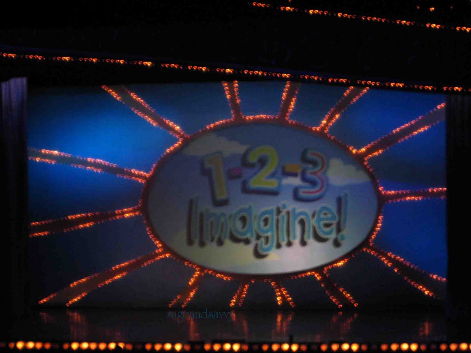 Hawaii Mom Blog: Sesame Street Live: 1-2-3 Imagine! with Elmo & Friends ...