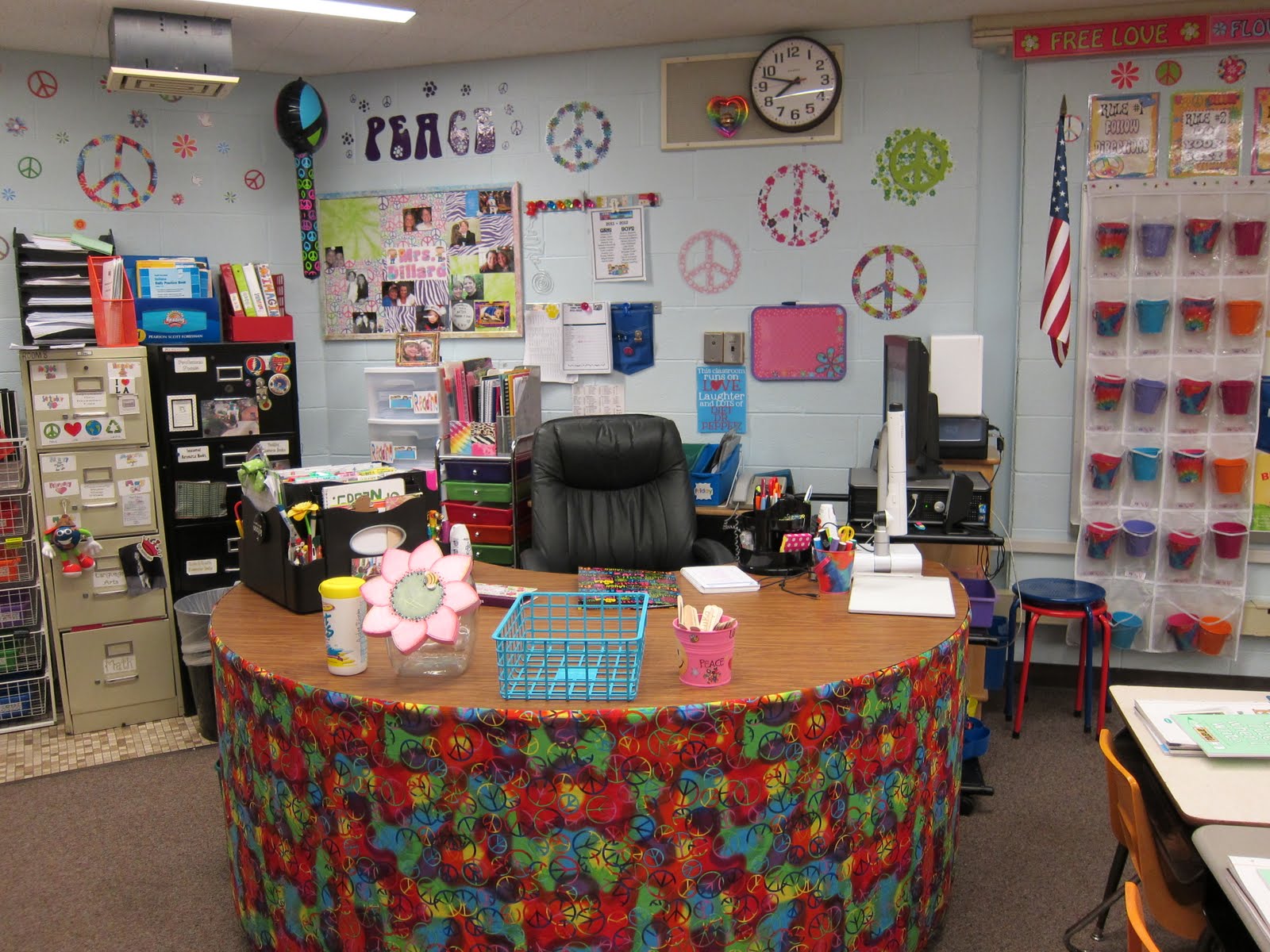 Peace, Love, First Grade: Classroom Photos