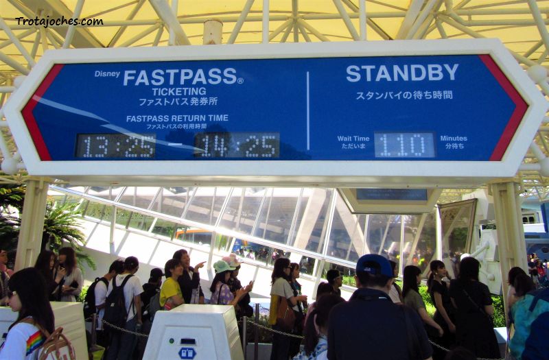 Información y consejos para visitar Disney Tokyo Resort. | Trotajoches