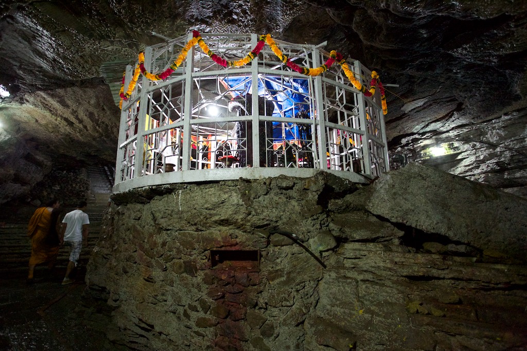 Gupteshwar Mahadev Cave Temple in Pokhara Nepal-Uderground Waterfall ...