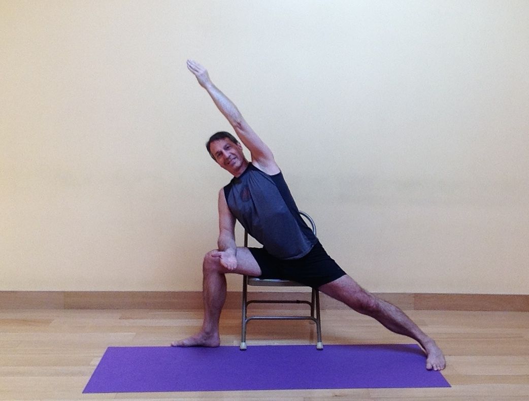 Featured Pose: Extended Side Angle Pose (Utthita Parsvakonasana ...