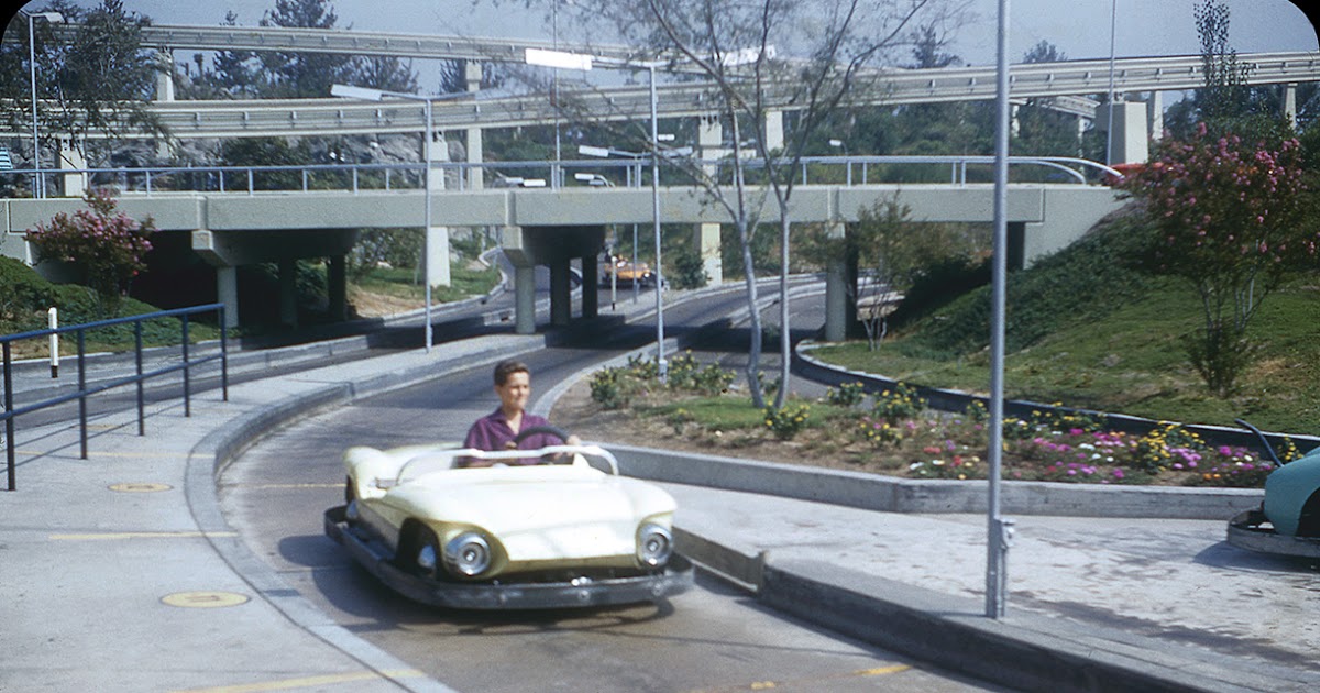 GORILLAS DON'T BLOG: Autopia, January 1960