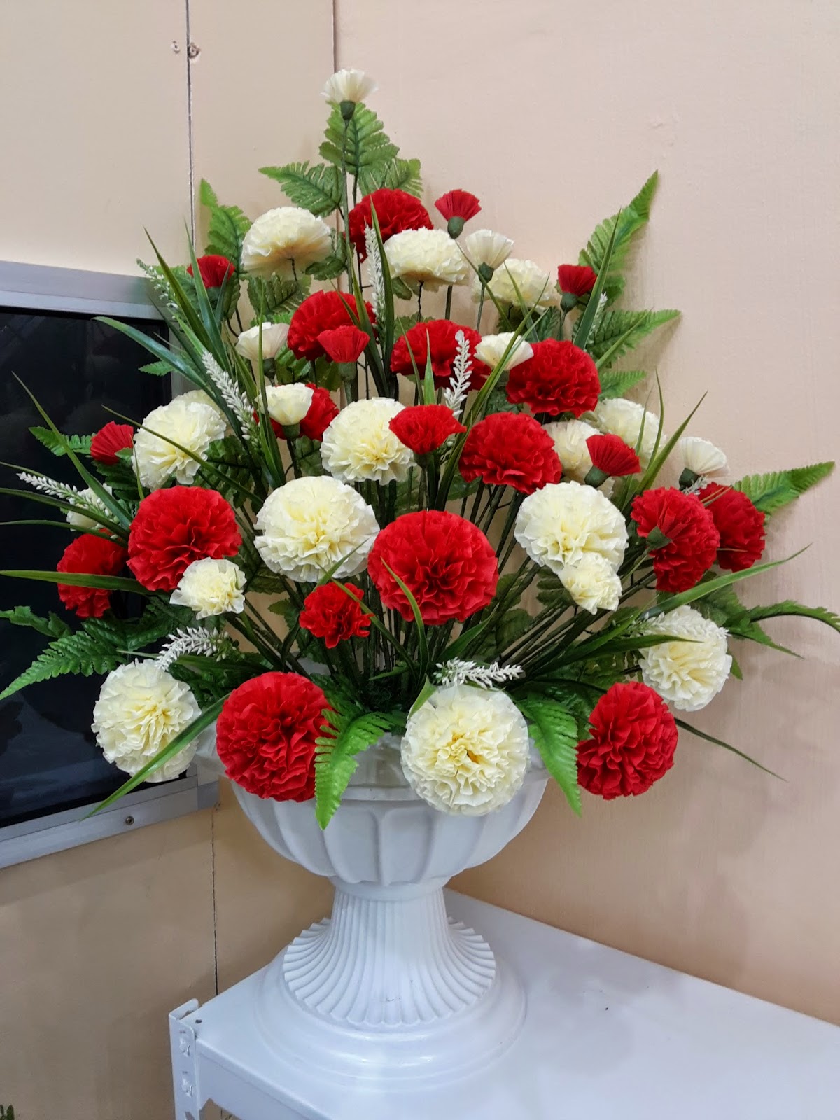 KOLEKSI GUBAHAN HANTARAN: JAMBANGAN BUNGA TISU