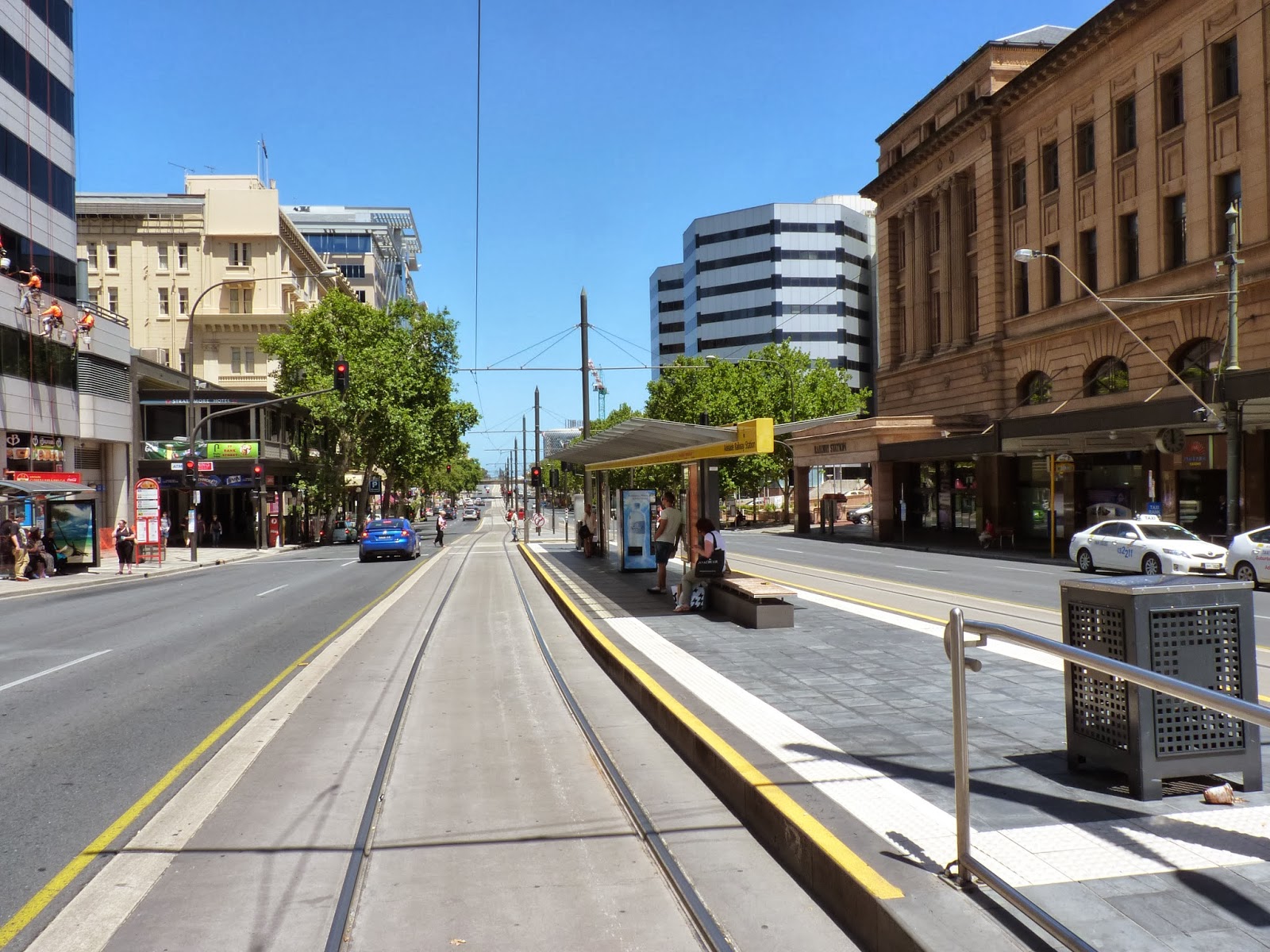 Epsilon's World: Adelaide Rundle Mall and Railway Station Tram stops ...