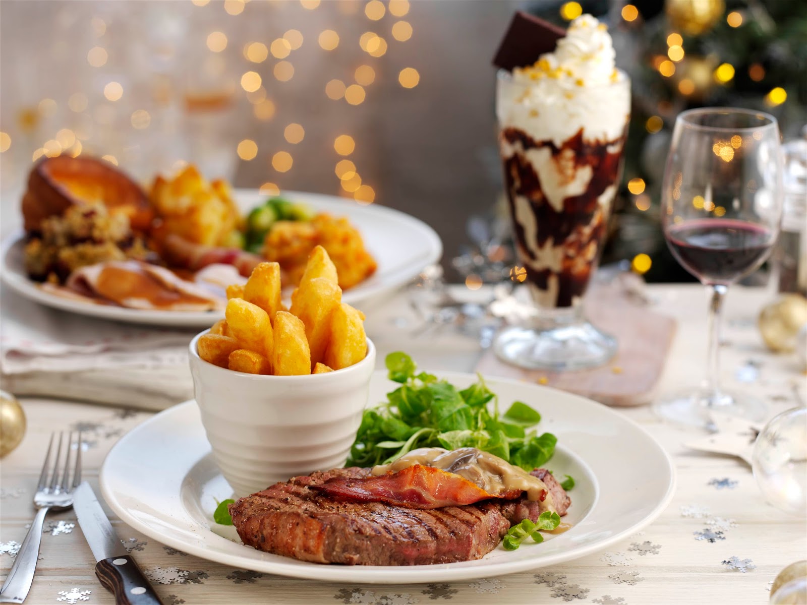 FESTIVE DINING AT BEEFEATER - A Life With Frills