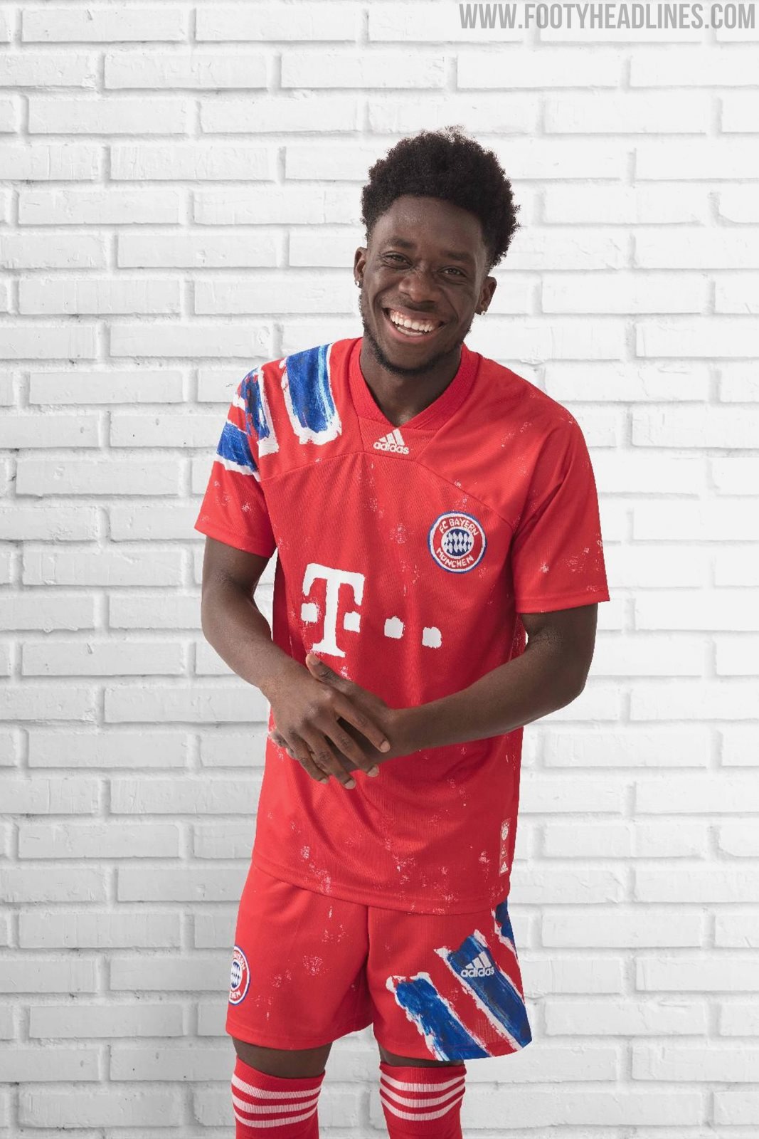 Never Again In Future! Bayern's Kit History In Blue & Red - Footy Headlines