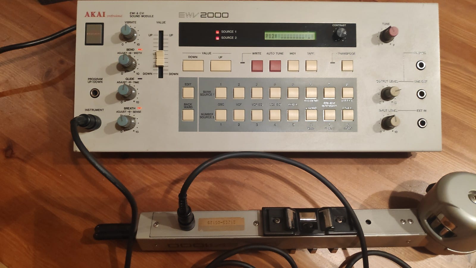 MATRIXSYNTH: Akai EVI 1000 + EWV 2000 80s Electric Valve Instrument