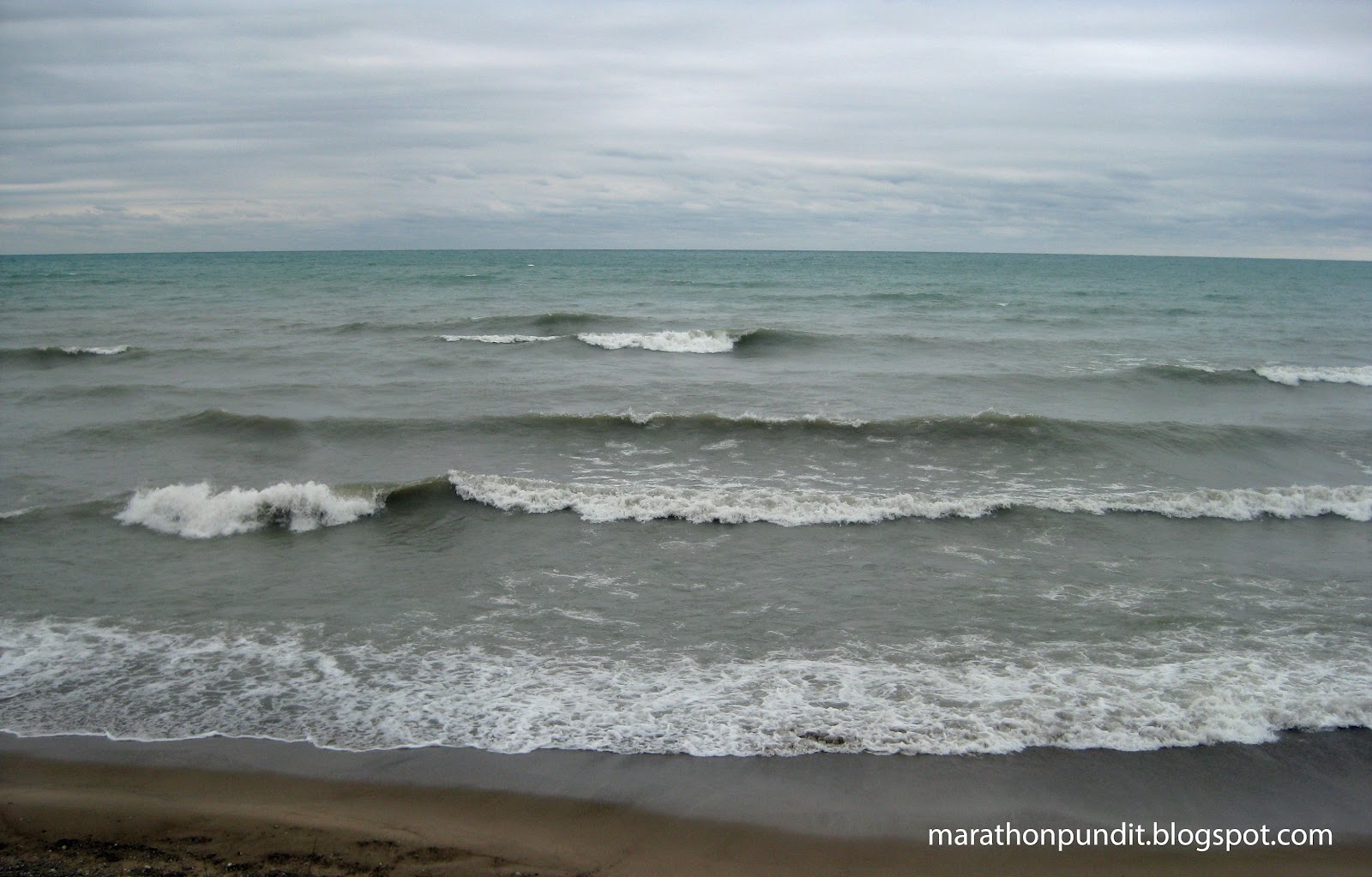 Marathon Pundit: Lake Michigan waves