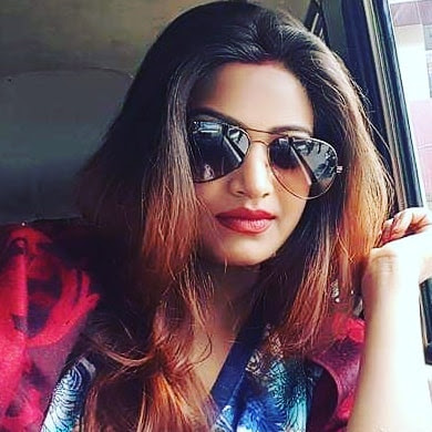 Diya Singh Wiki Biography, Web Series, Movies, Photos Age, Height and ...