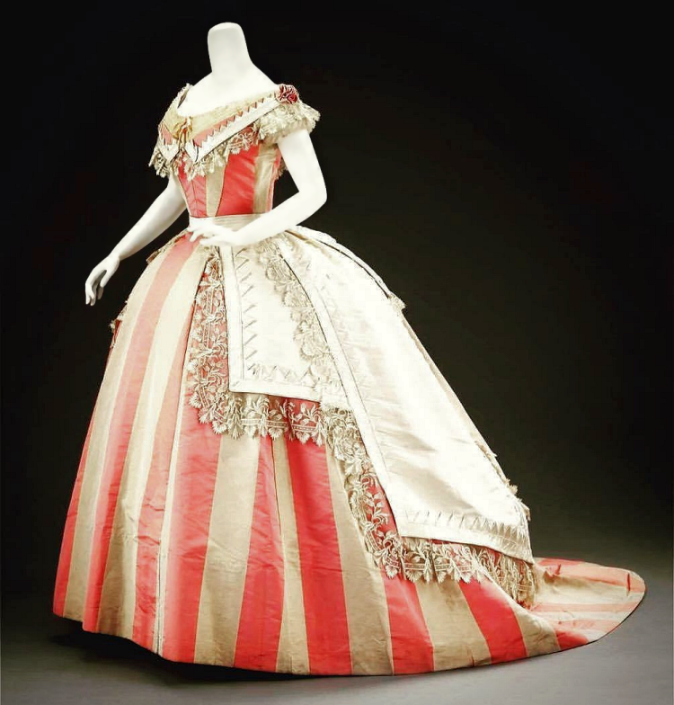 Gods and Foolish Grandeur: Style at its greatest circumference - the ...