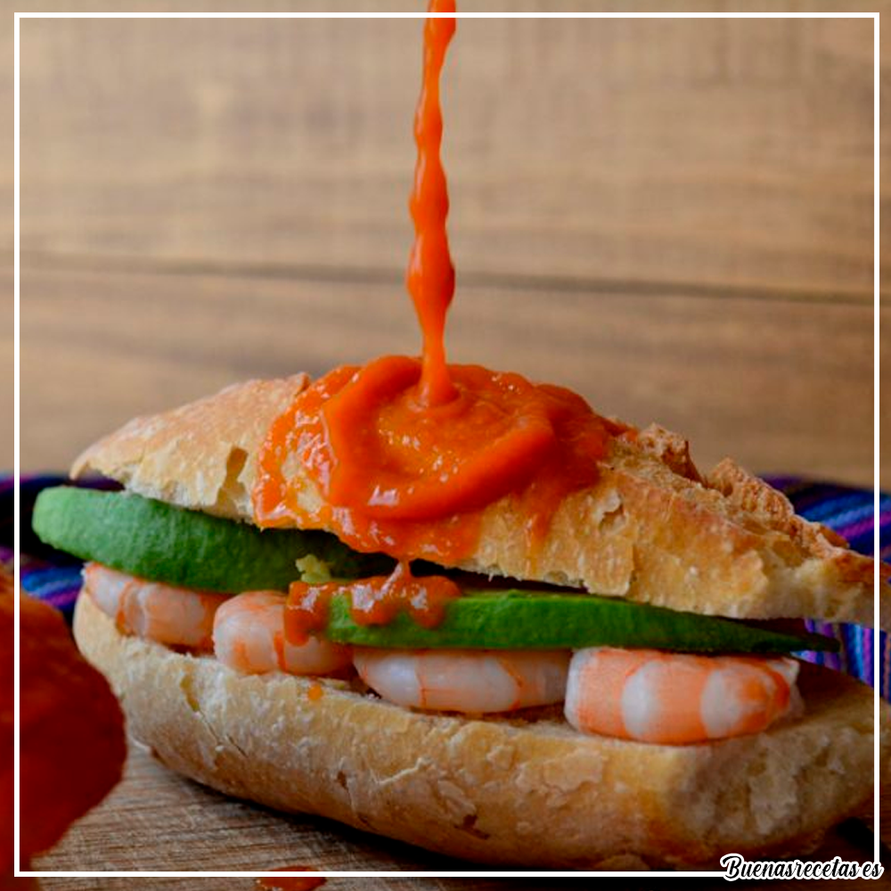 Torta ahogada de camarón