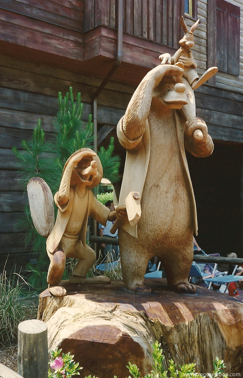 Mouse Troop: WDW 1993: Splash Mountain Signage & Statues
